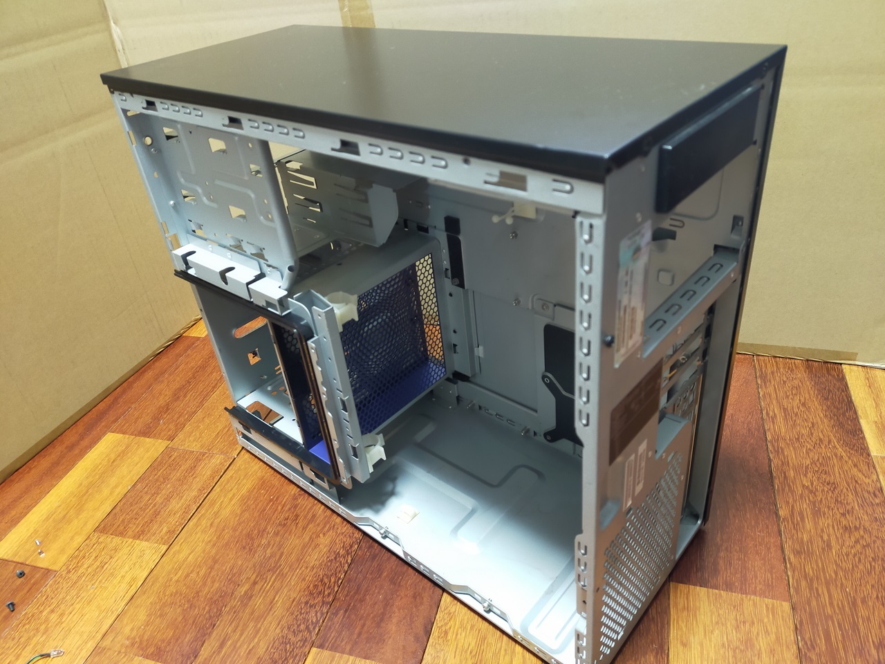 VAIO RCのケースで最新PC(Z790、第13世代CPU)を組み立てる#1 電源 – nishy software (ja)
