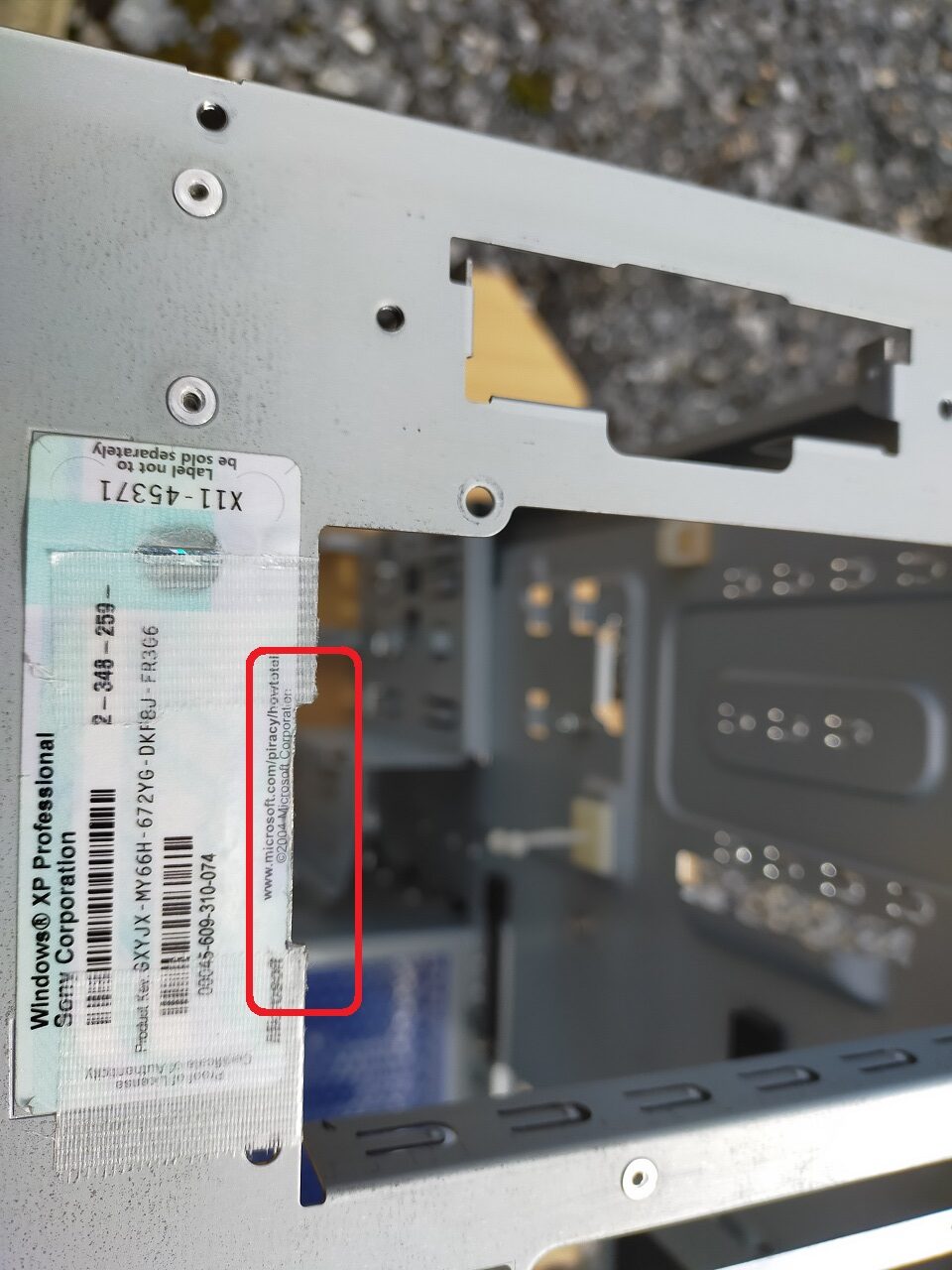 VAIO RCのケースで最新PC(Z790、第13世代CPU)を組み立てる#1 電源 – nishy software (ja)